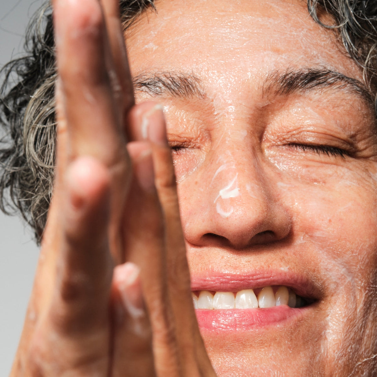 How to calm sensitive skin | MANTLE